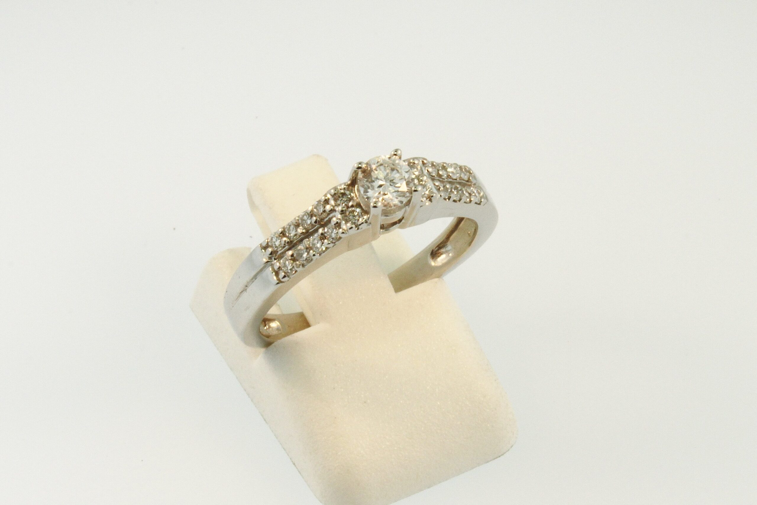 Diamond Engagement Ring 19994 – Rogers Jewelry Store